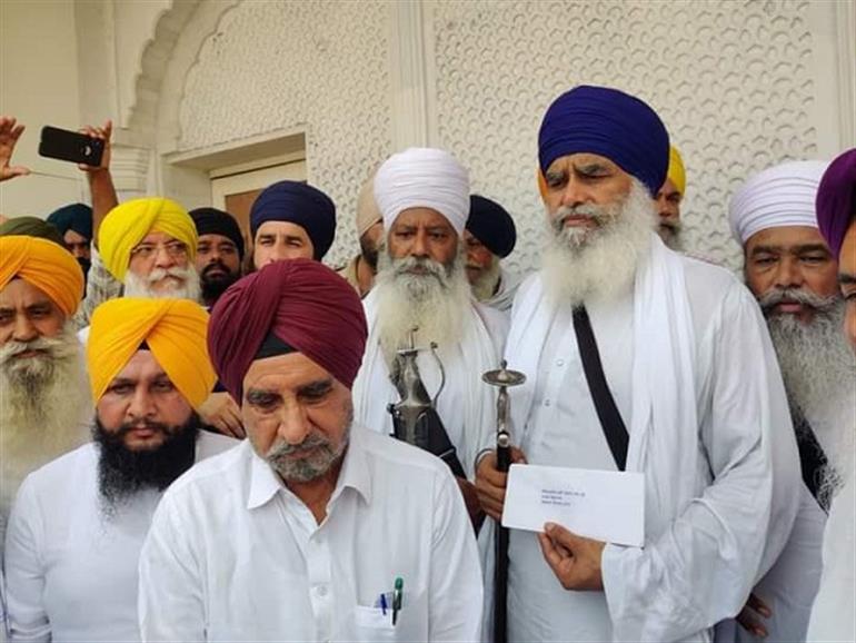 Punjab Minister, MLAs appear before rebel Akal Takht Jathedar Bhai Dhian Singh Mand