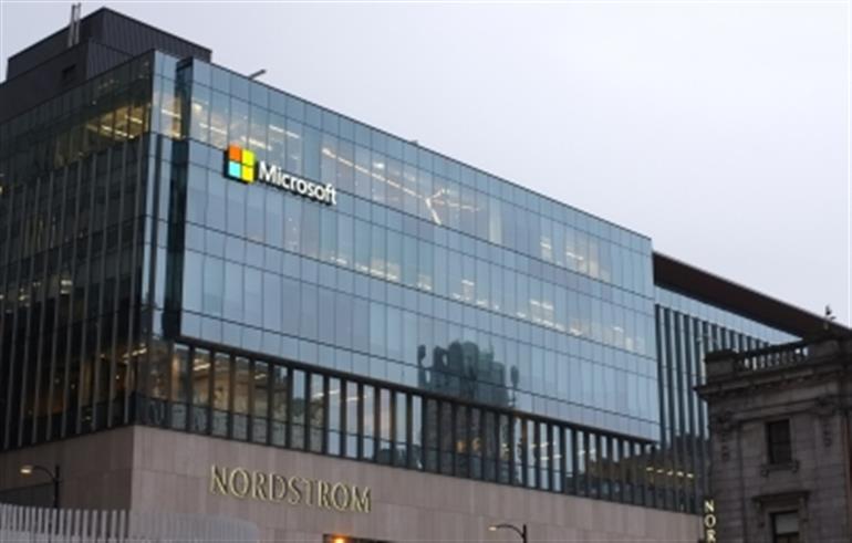 Microsoft unveils massive lineup of games for Xbox fans