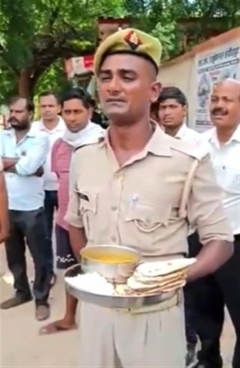 UP cop complains about poor food quality, video goes viral