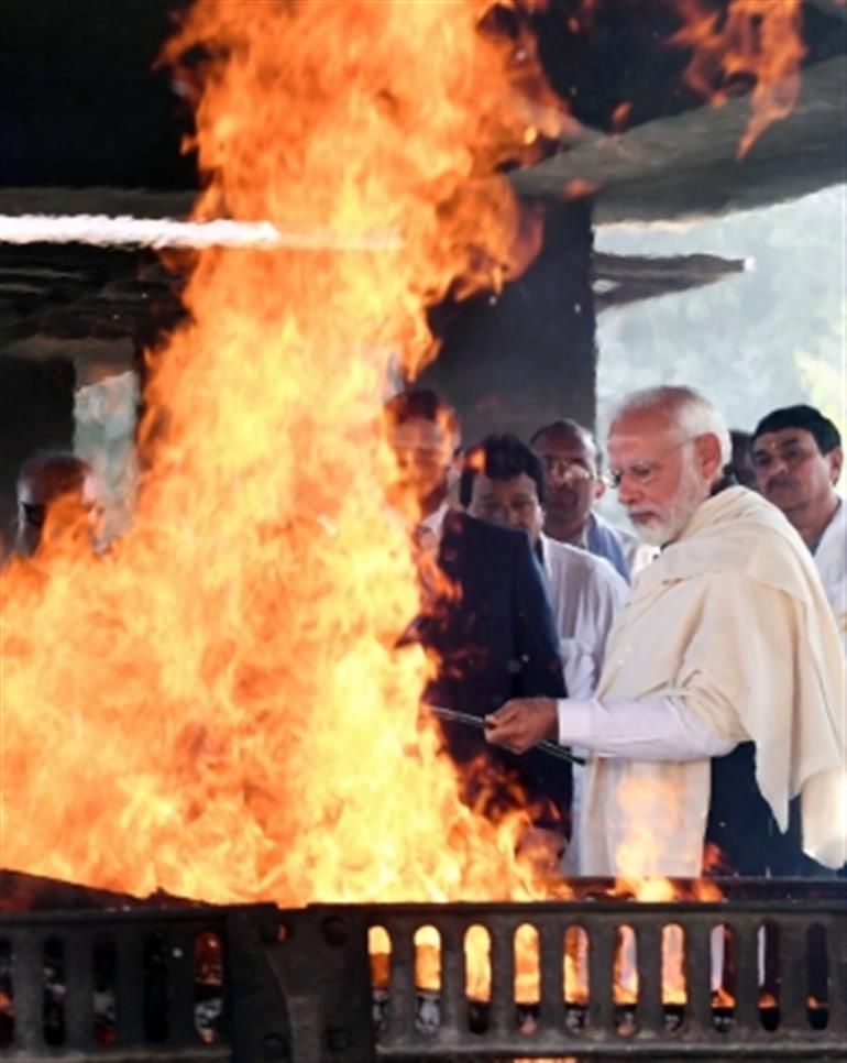 RSS leader Indresh Kumar mourns Heera Ba's death, terms it 'irreplaceable'