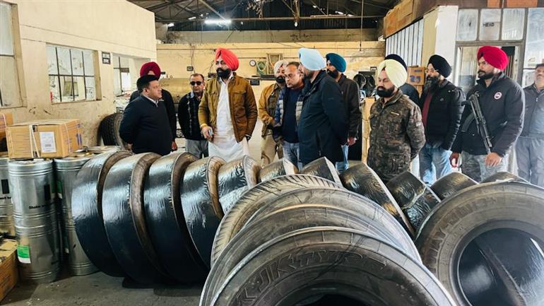 Transport Minister Laljit Singh Bhullar conducts surprise checking at ...