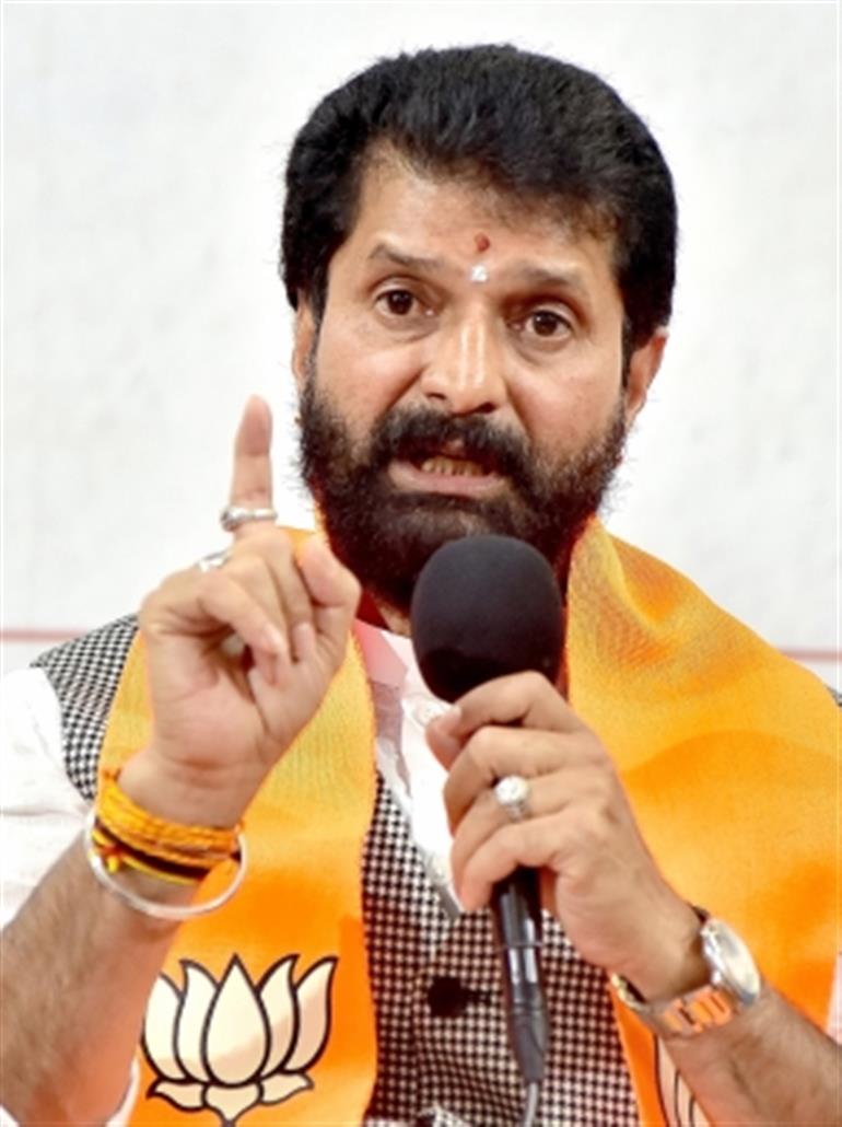 Will keep watch on 'Natakbaaji' of K'taka govt on poll promises: C.T. Ravi