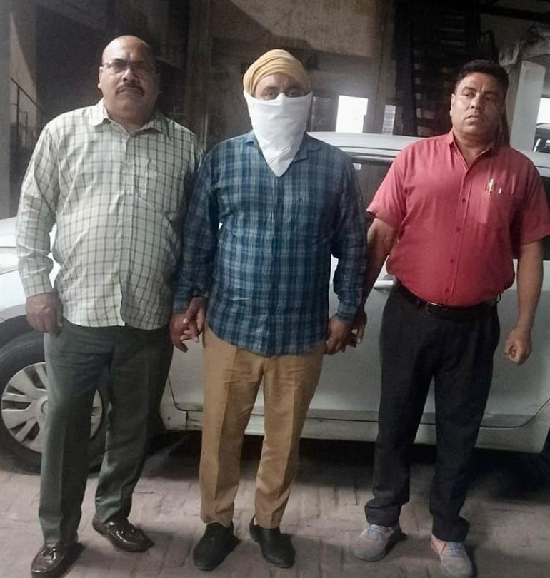 Vigilance Bureau arrests Head Constable for taking Rs 1,15,000 bribe