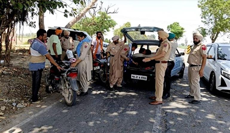 On day three, Punjab police conducts checking of vehicles across state